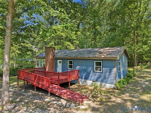 7 Lakeside Drive Ext, Columbia, VA 23038