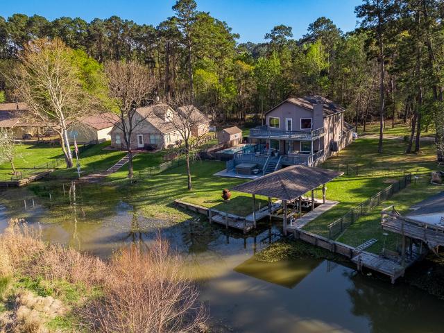 7 Lakeside