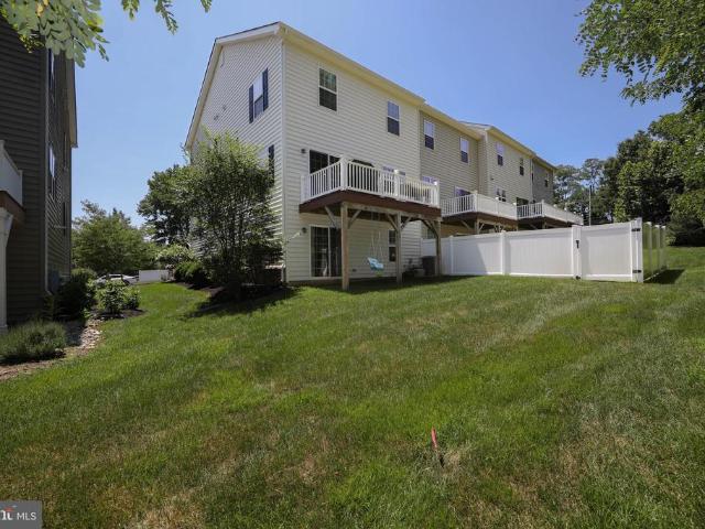 7 Lani Lane