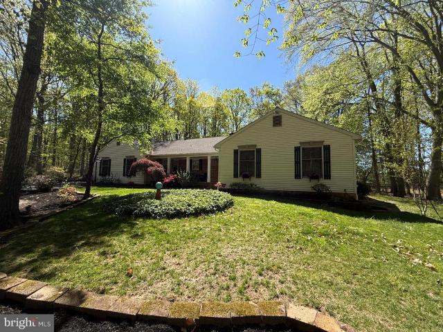 7 Laurel Drive