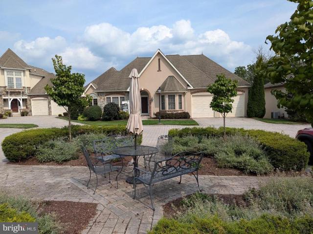 7 Laurel Hill Court