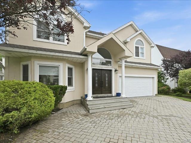 7 Laurel Lane