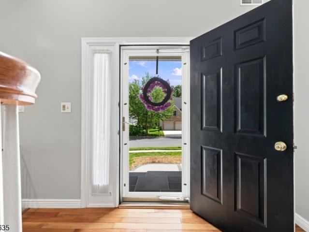 7 Lazarus Dr