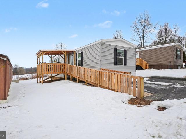 7 Lebanon Valley Ct, Lebanon, PA 17046 | MLS #PALN2024 | Compass