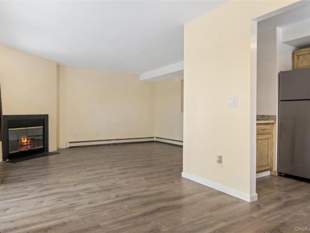 7 Lexington Hill 8