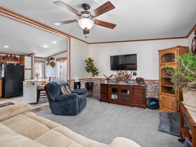 7 Lilac Lane