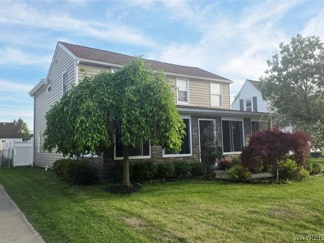 7 Lindbergh Ct, Buffalo, NY 14225