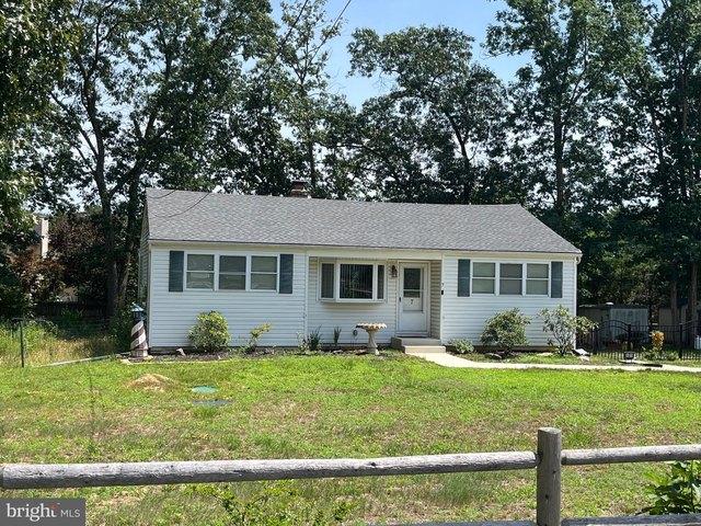 7 Lippincott Ave, Voorhees, NJ 08043