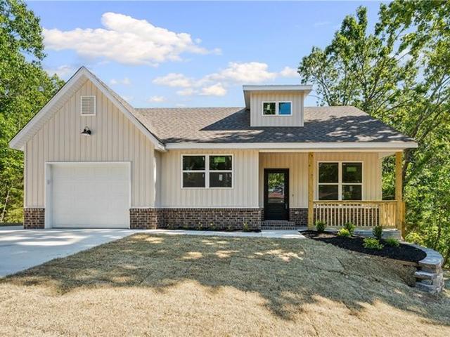 7 Little Dr, Bella Vista, AR 72715