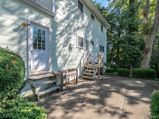 7 Locust Street