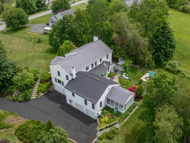 7 Longview Circle