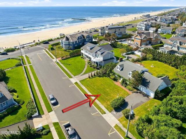 7 Lorraine Ave, Spring Lake, NJ 07762