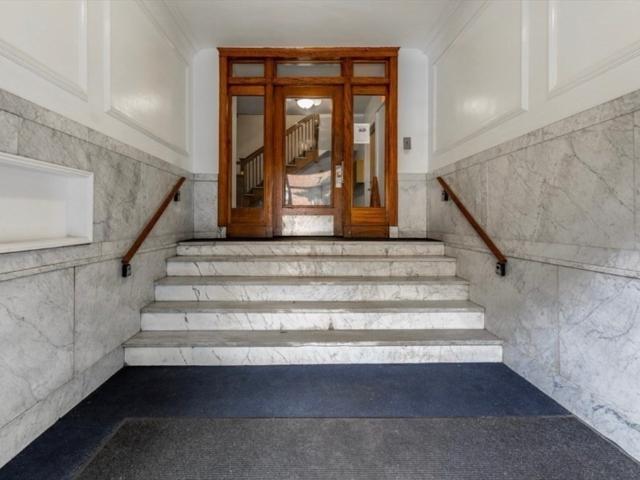 7 Lothian Rd, Unit B, Boston, MA 02135 | MLS #73474 | Compass