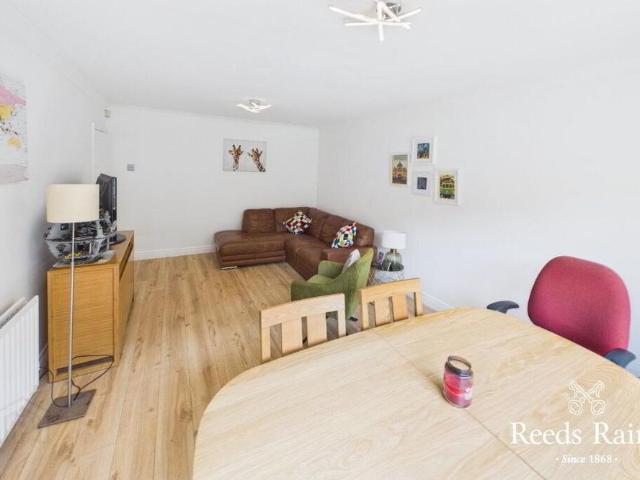 7 Loughview Drive, Upper Knockbreda Road, Belfast, BT6 0NU