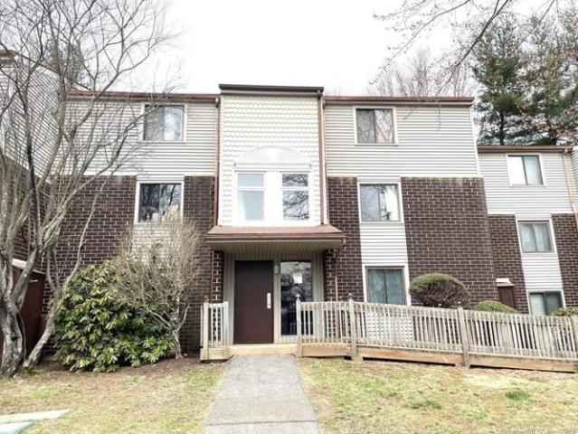 7 Padanaram Rd #J226, Danbury, CT 06811