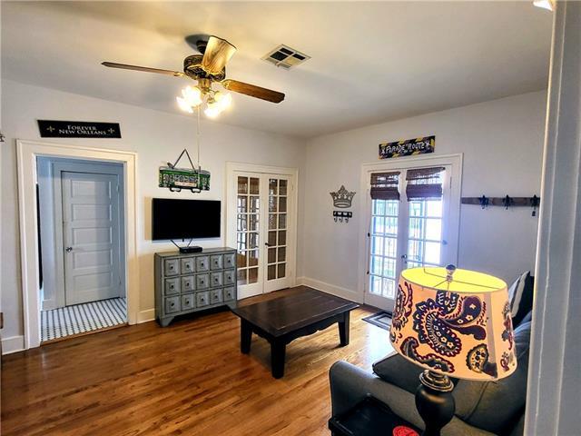 7 Palm Ter, New Orleans, LA 70115 | MLS #2552
