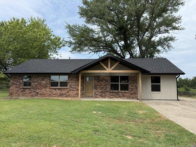 7 Pamela Ln, Conway, AR 72032