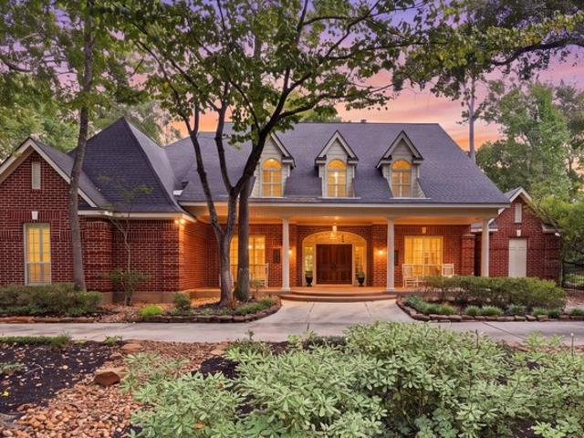 7 Pastoral Pond Cir, The Woodlands, TX 77380