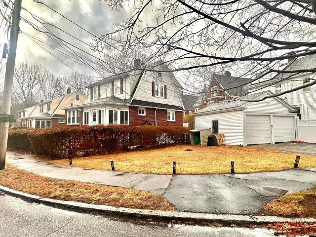 7 Parkway Cres, Milton, MA 02186 | MLS #73469