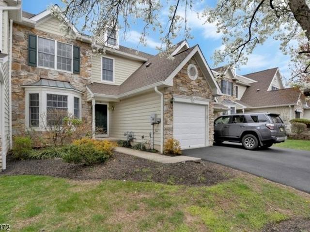7 Patriot Hill Dr, Bernards Twp, NJ 07920