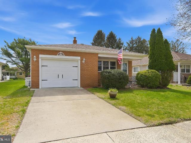 7 Pavilion St, Toms River, NJ 08757 | MLS #22609