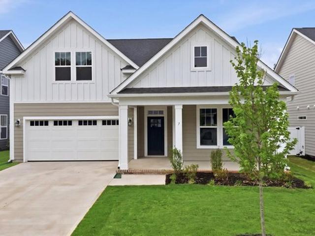 7 Pelham Crossing Dr, Greenville, SC 29615