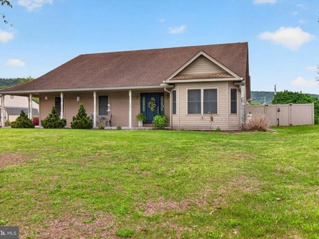 7 Penn Manor Rd Unit A, Duncannon, PA 17020