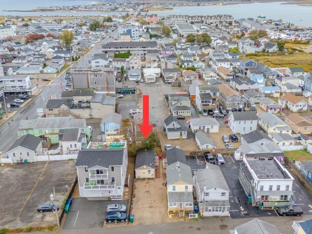 7 Perkins Ave, Unit C, Hampton, NH 03842 | MLS #5086 | Compass