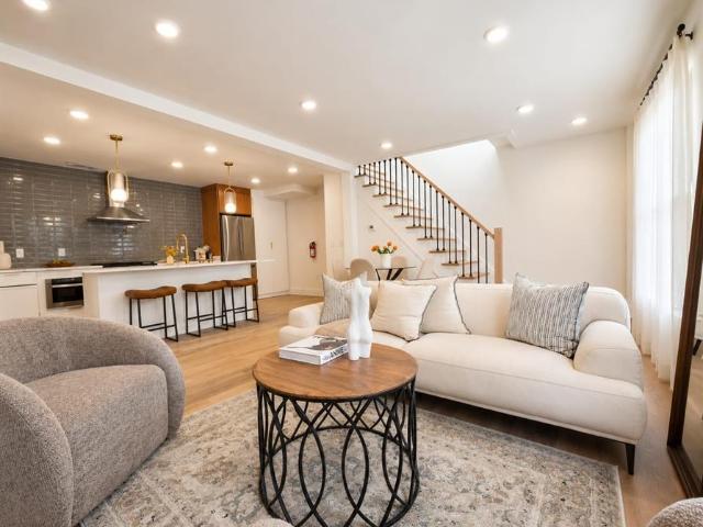 7 Pierce Avenue
