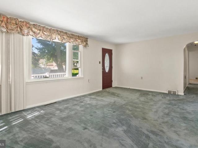 7 Pierce Road
