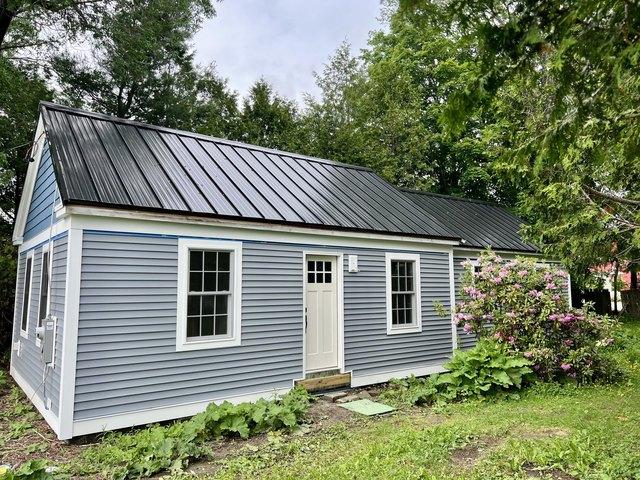 7 Pike Ave, Searsport, ME 04974