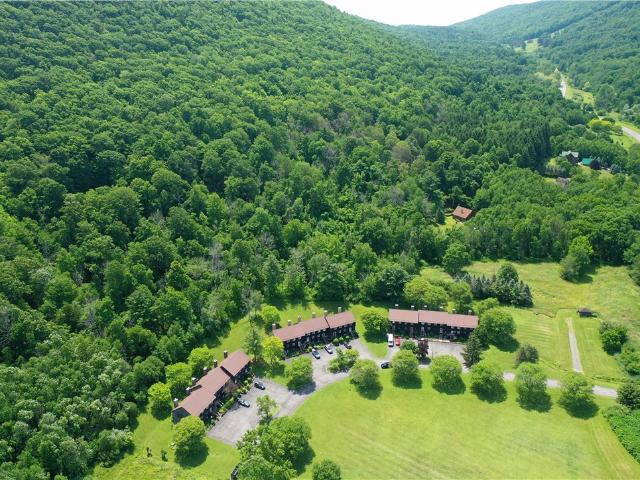 7 Pinewood Lane