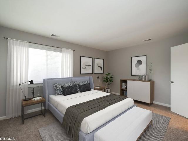 7 Pointe Apartments 3 Bedroom Apartment for Rent at 4724 Round Lake Rd, Indianapolis, IN 46205 Millersville