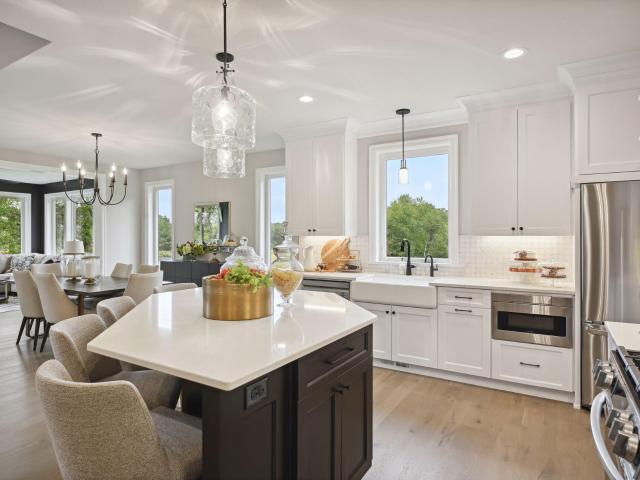 7 Pondview Trail