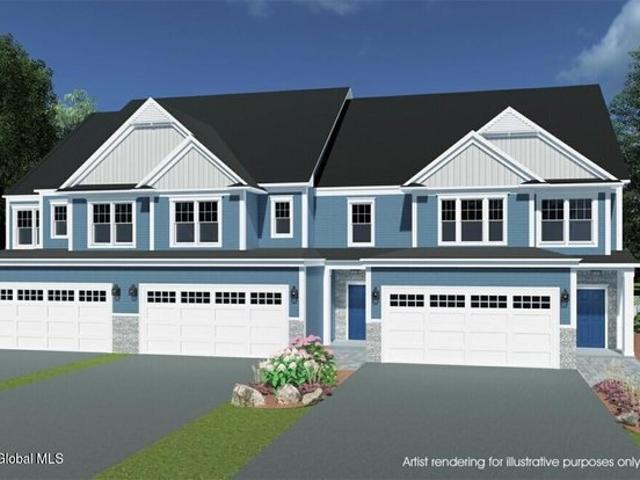 7 Priddle Ln, Latham, NY 12110