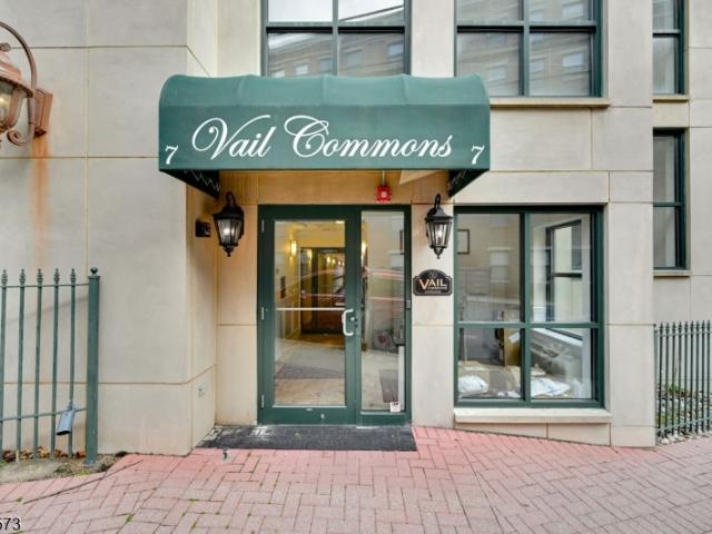 7 Prospect St # 410