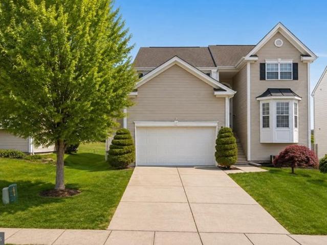 7 Providence Ct, Delran, NJ 08075