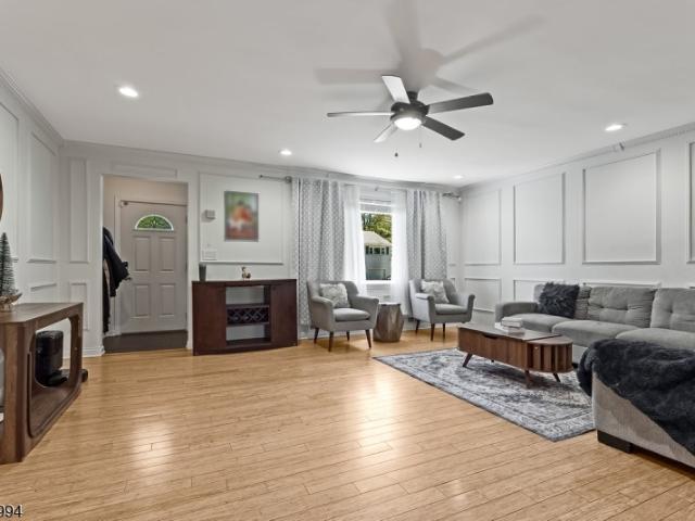 7 Rutgers St
