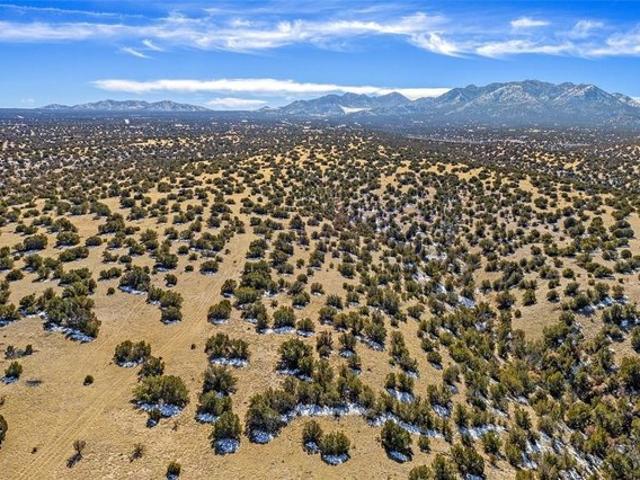 7 Rancho De Shama Unit B, Cerrillos, NM 87010
