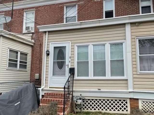 7 Rhodes Ave, Collingdale, PA 19023