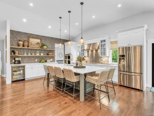 7 Ridge Drive