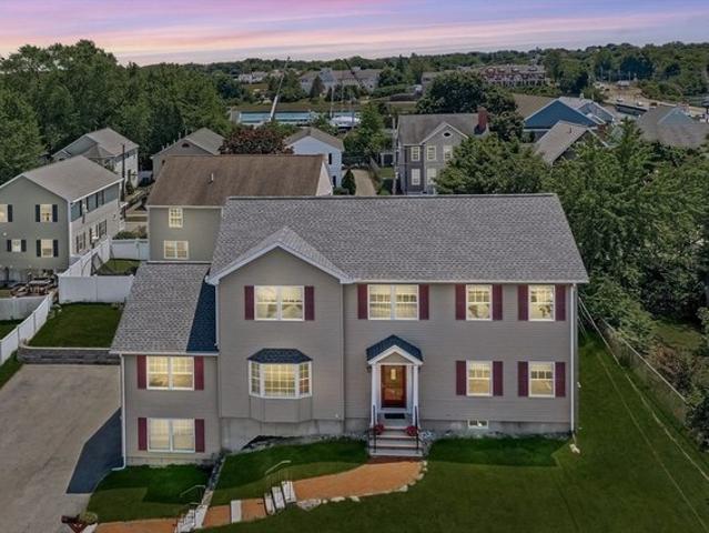 7 Riverside St, Danvers, MA 01923