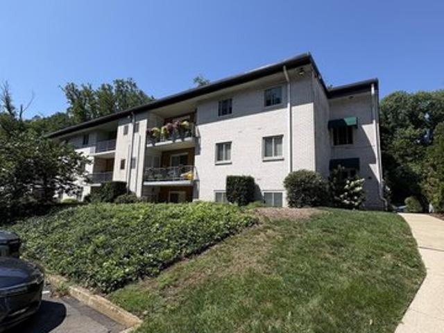 7 Rockford Rd Apt B027, Wilmington, DE 19806
