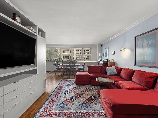 7 room luxury Apartment for sale in New York, United States