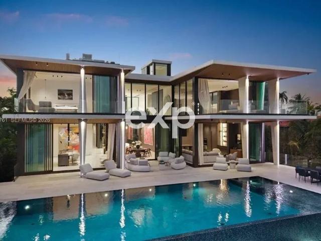 7 room luxury Villa for sale in Miami Beach, United States