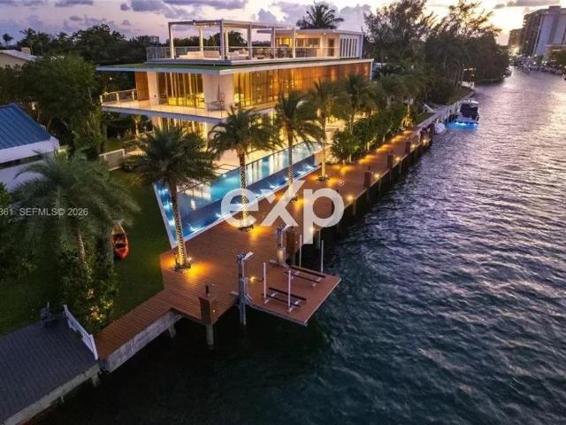7 room luxury Villa for sale in North Miami, United States