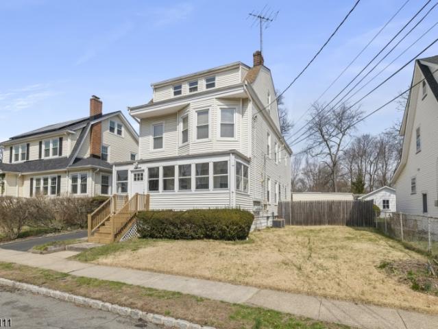 7 Rosedale Ave, Unit 2, Millburn, NJ 07041 | MLS #4016 | Compass