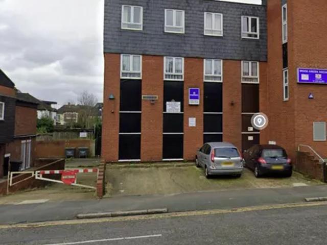 7 Stuart Crescent, London, N22 5NJ, United Kingdom | Studio house for rent #94158518 | Rentberry