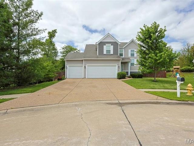 7 Sturgeon Ct, Wentzville, MO 63385