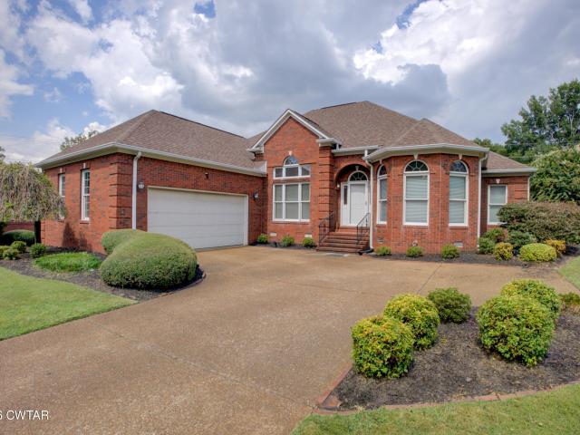 7 Sutton Pl, Jackson, TN 38305 | Compass